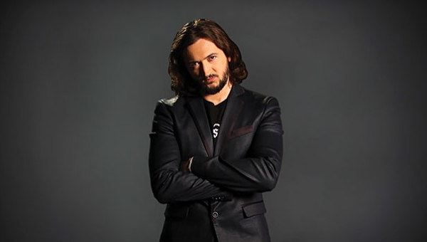Lee Camp – The official website of comedian Lee Camp